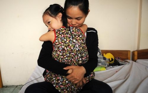 New life with artificial limbs for the limbless girl - Báo Bình Dương ...